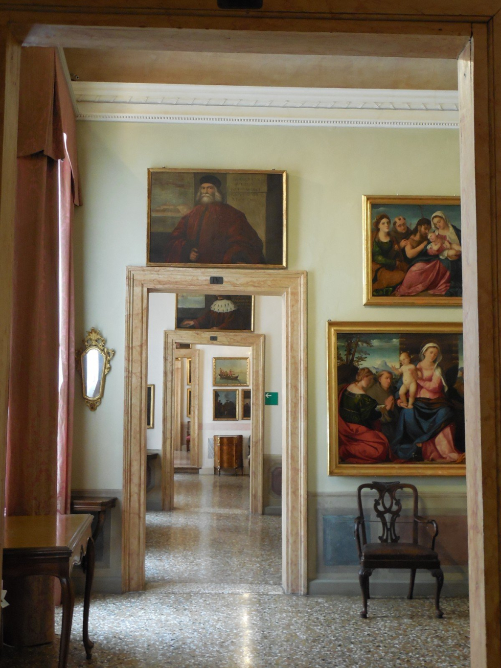 Giovanni Bellini? Convince the guard to open the security cordon and ...